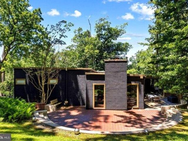 4 bedroom, Philadelphia PA 19118 103605422