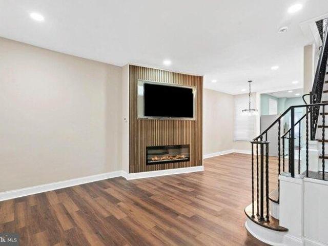 4 bedroom, Philadelphia PA 19131 104899522