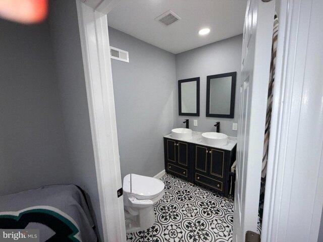 4 bedroom, Philadelphia PA 19132 104908430