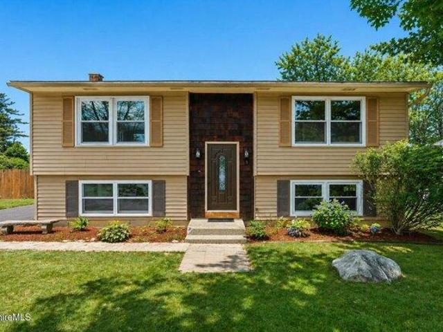 4 bedroom, Pittsfield MA 01201 102062255