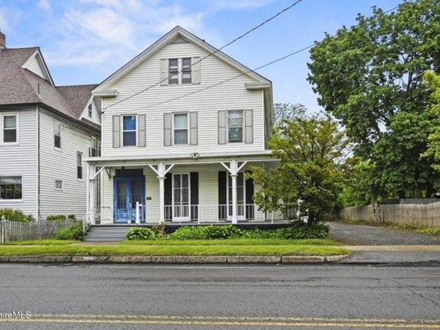 4 bedroom, Pittsfield MA 01201 104542644