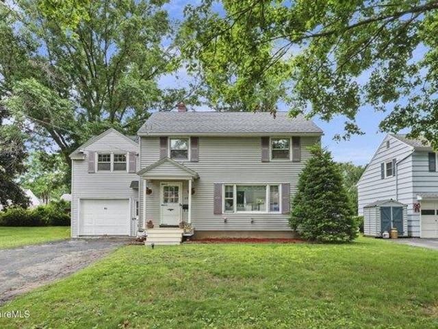 4 bedroom, Pittsfield MA 01201 104542294