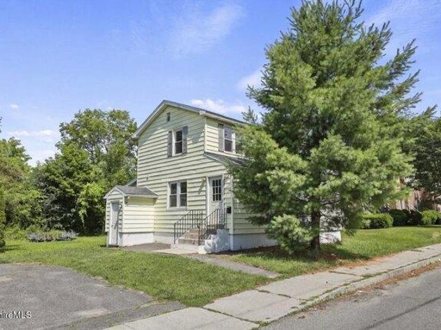 4 bedroom, Pittsfield MA 01201 105082096