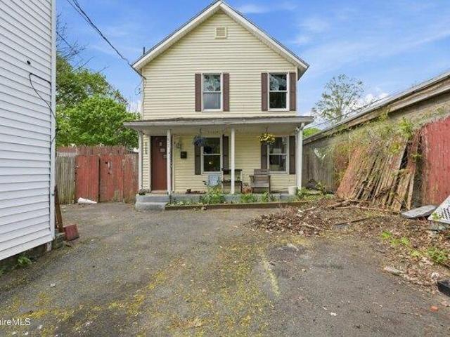4 bedroom, Pittsfield MA 01201 LS102822827