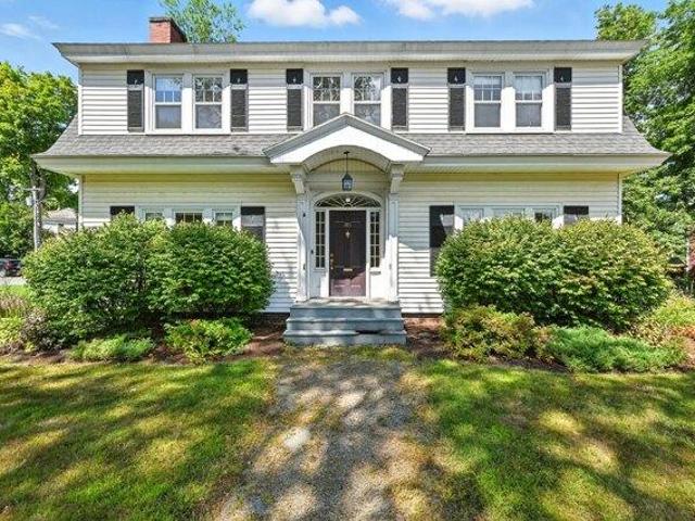 4 bedroom, Pittsfield ME 04967 102563910