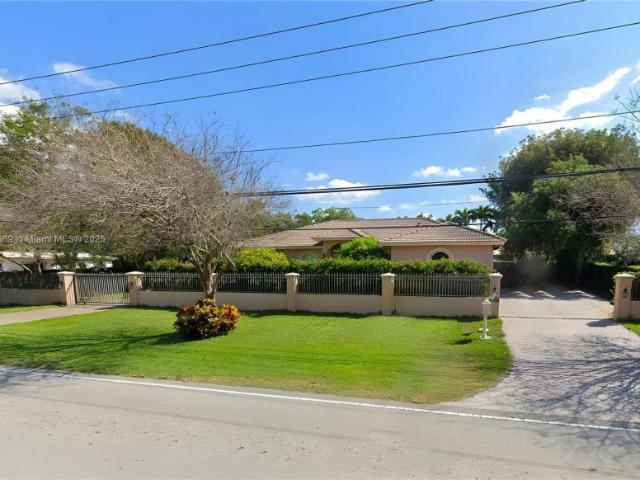 4 bedroom, Pinecrest FL FL 33156 102395973