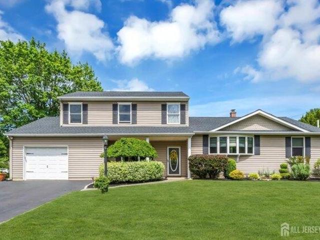 4 bedroom, Piscataway NJ 08854 LS102825683