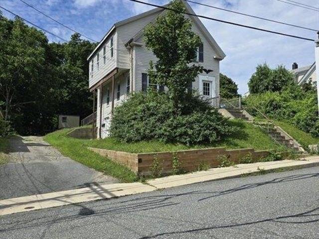 4 bedroom, Plymouth MA 02360 105081840
