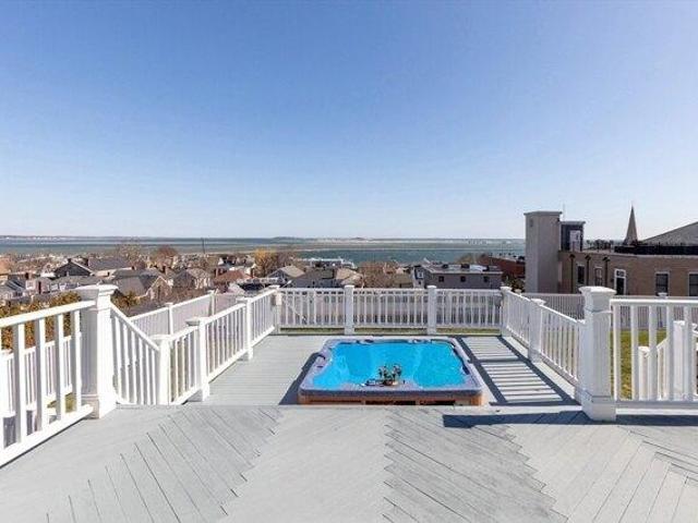 4 bedroom, Plymouth MA 02360 102373144