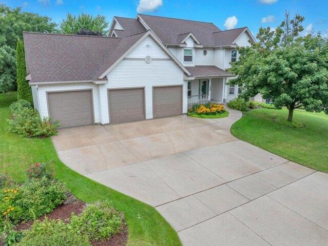 4 bedroom, Plymouth WI 53073 93897634