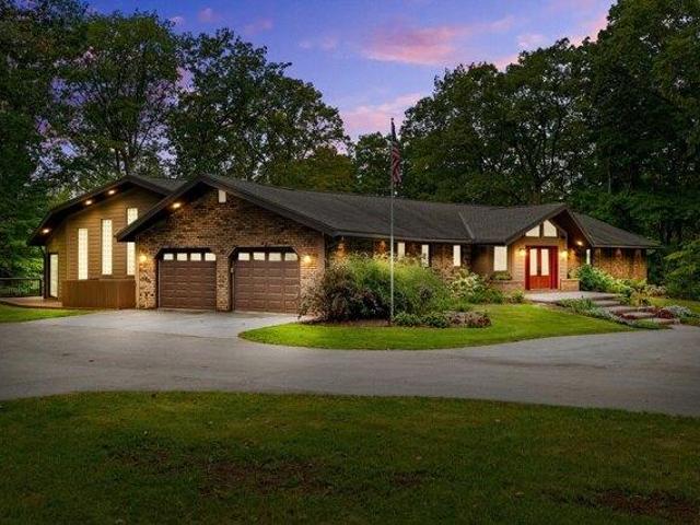 4 bedroom, Plymouth WI 53073 95201057