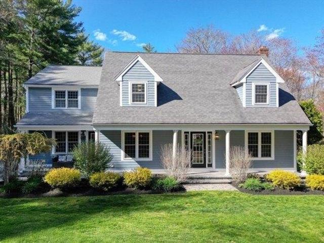 4 bedroom, Plympton MA 02367 102826075