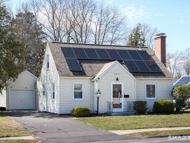 4 bedroom, Plainville CT 06062 102565995