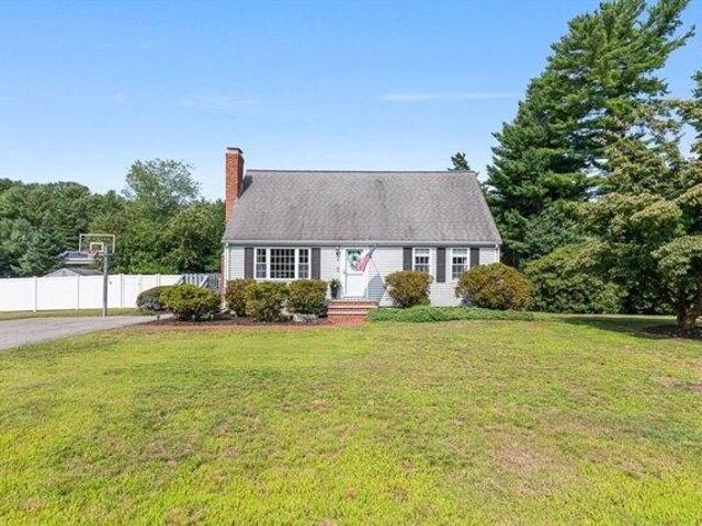 4 bedroom, Plainville MA 02762 105082076