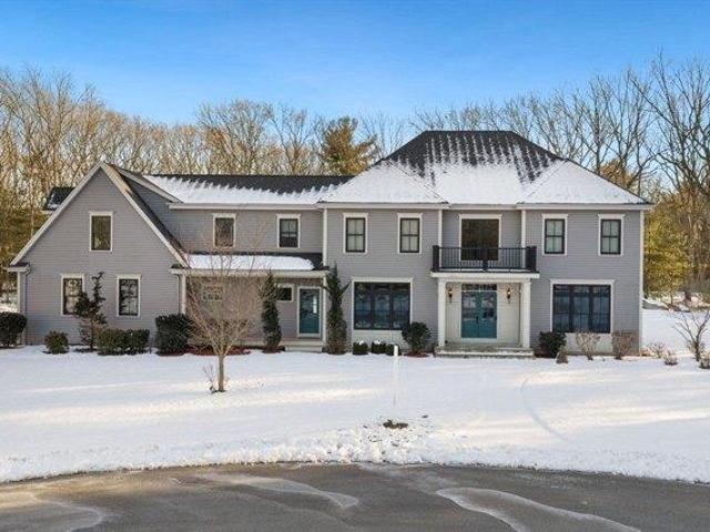 4 bedroom, Plainville MA 02762 LS100225825