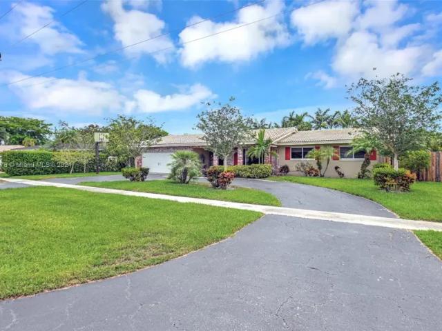 4 bedroom, Plantation FL FL 33317 102243897