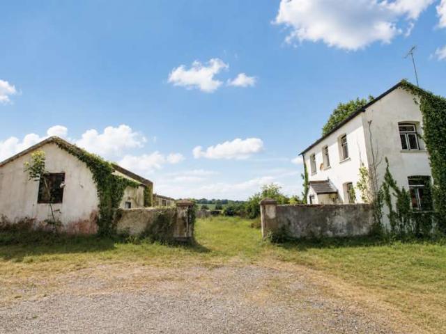 4 Bedroom Plot Commercial