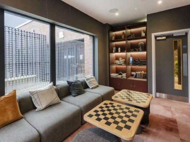 4 Bedroom Premium