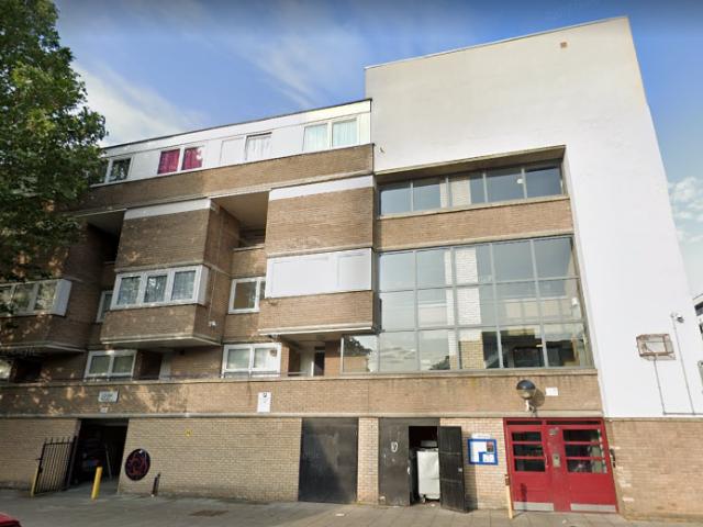 4 Bedroom, Prichard Court N7, 4 bed flat to rent, £3,650 pcm | PrimeLocation