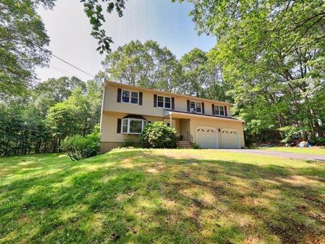 4 bedroom, Prospect CT 06712 104605279