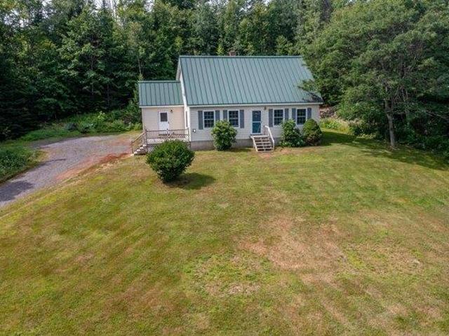 4 bedroom, Prospect ME 04981 105115505