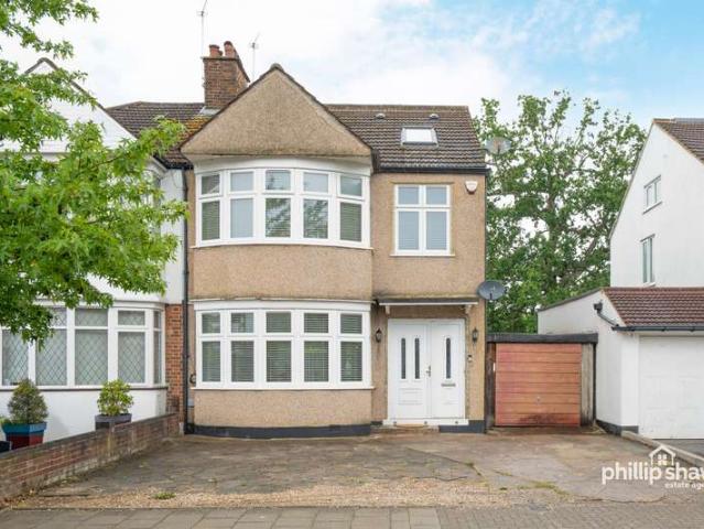 4 Bedroom Property