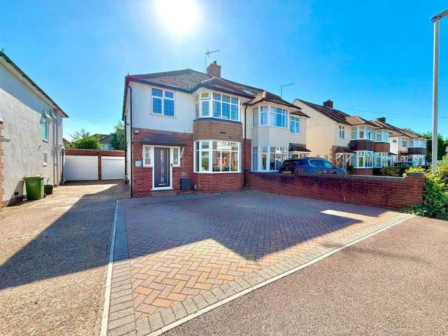 4 Bedroom Property