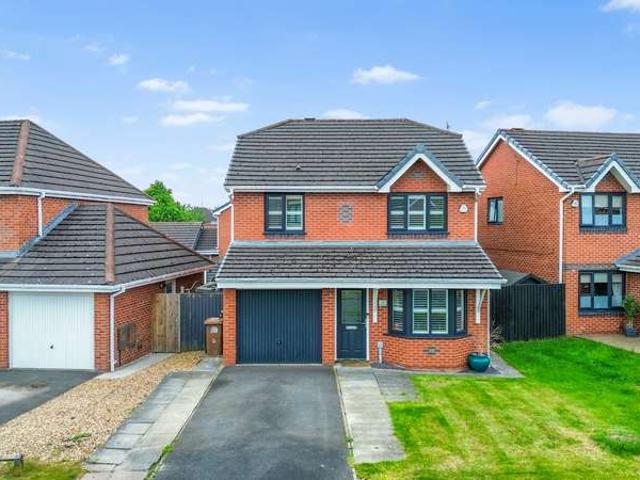 4 Bedroom Property