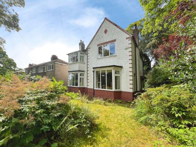 4 Bedroom Property