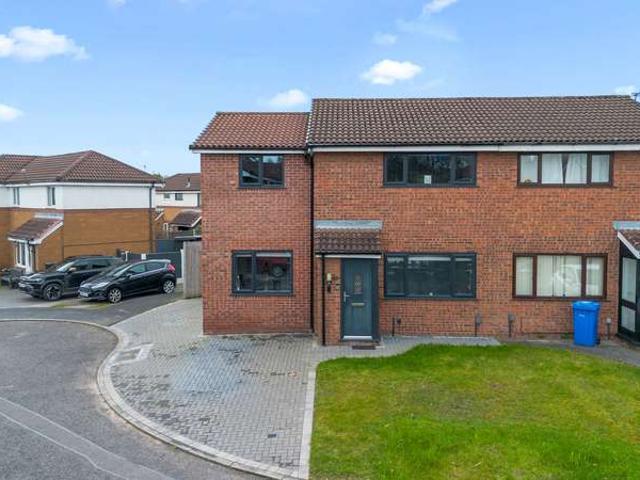 4 Bedroom Property