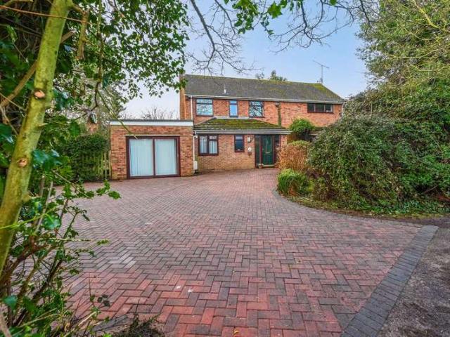 4 Bedroom Property