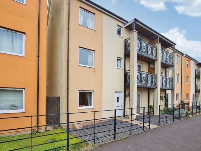 4 Bedroom Property