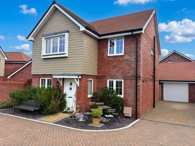 4 Bedroom Property
