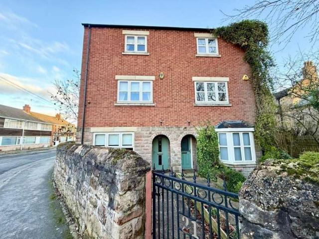 4 Bedroom Property