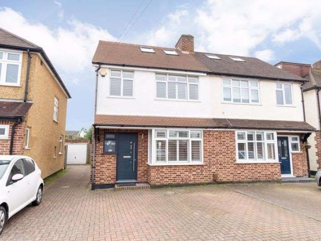 4 Bedroom Property