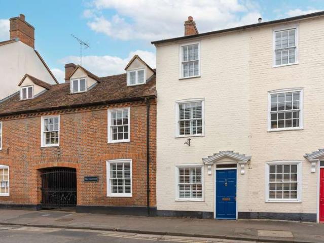 4 Bedroom Property