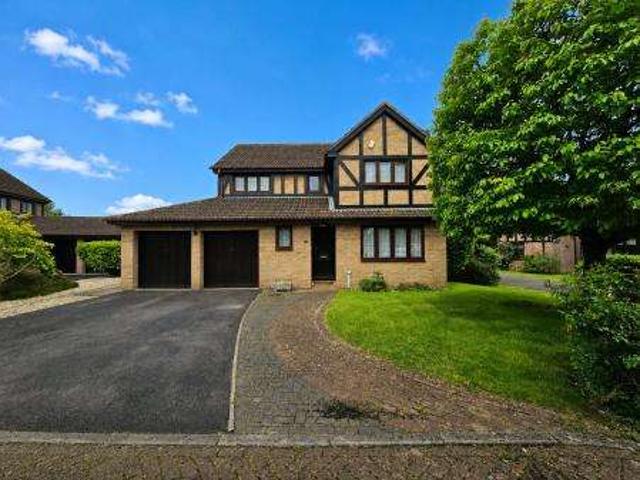 4 Bedroom Property