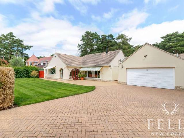 4 Bedroom Property