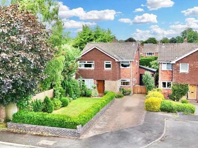 4 Bedroom Property