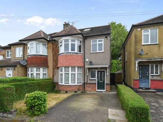4 Bedroom Property