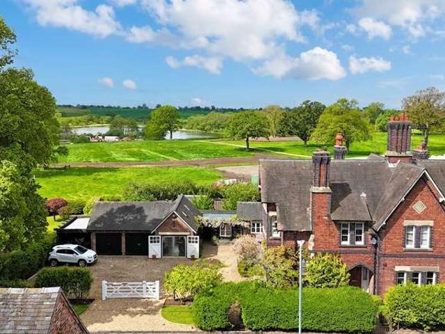 4 Bedroom Property