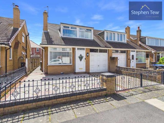 4 Bedroom Property