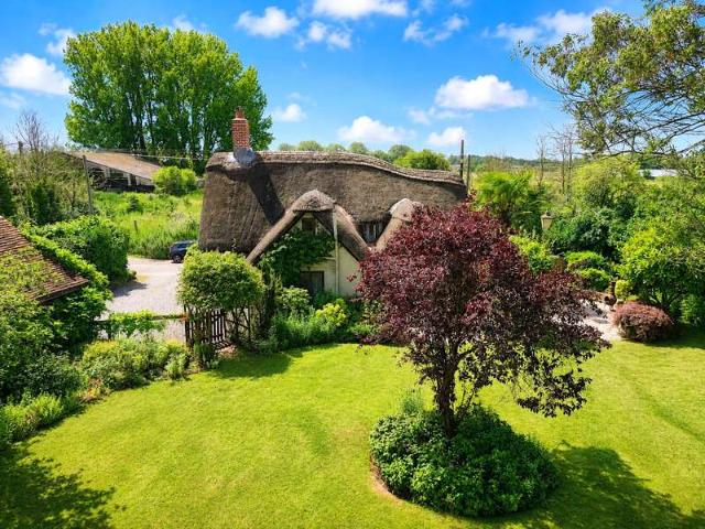 4 Bedroom Property