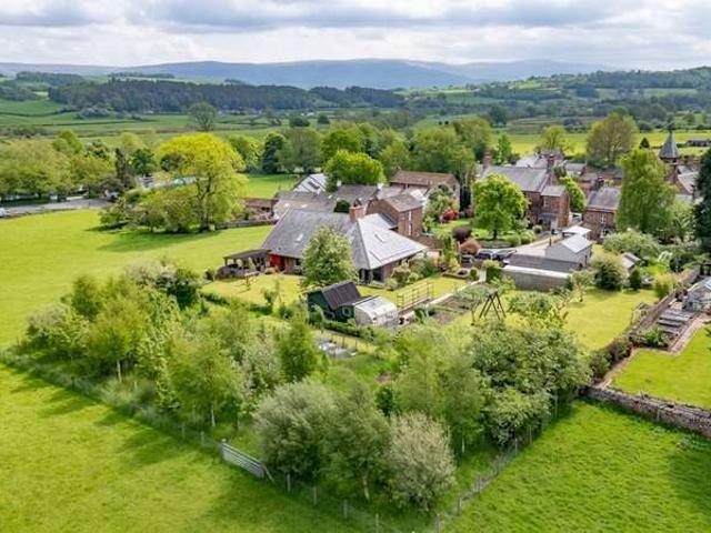 4 Bedroom Property