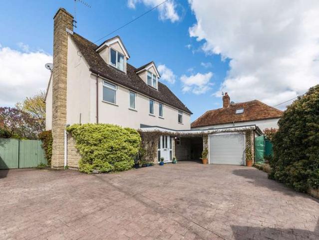 4 Bedroom Property