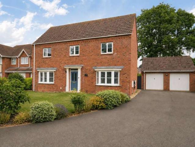 4 Bedroom Property