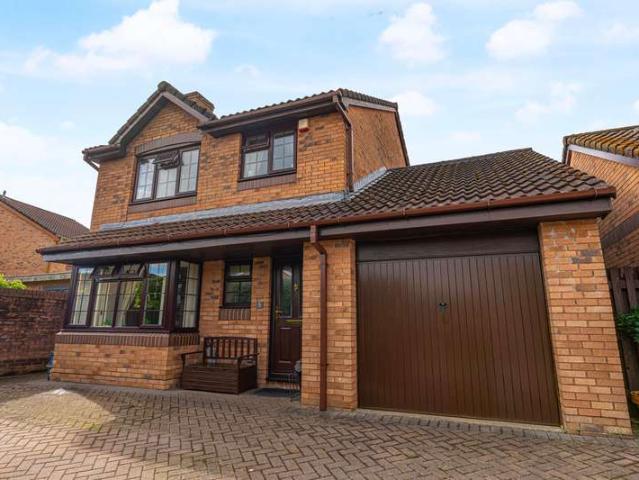 4 Bedroom Property
