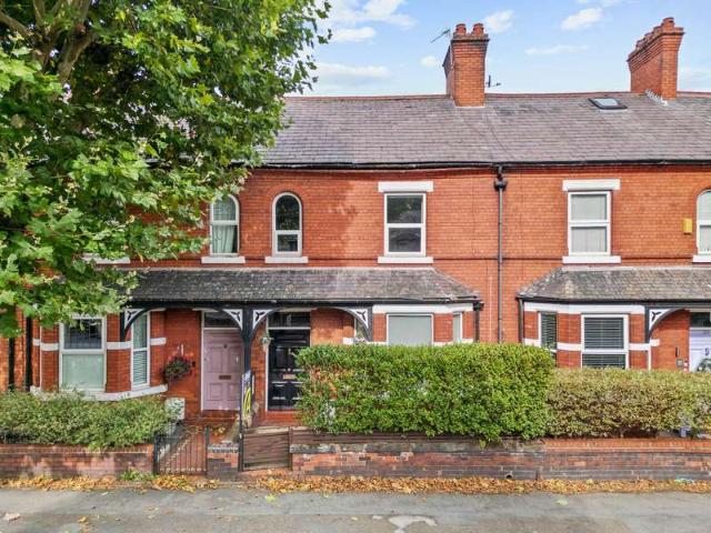 4 Bedroom Property