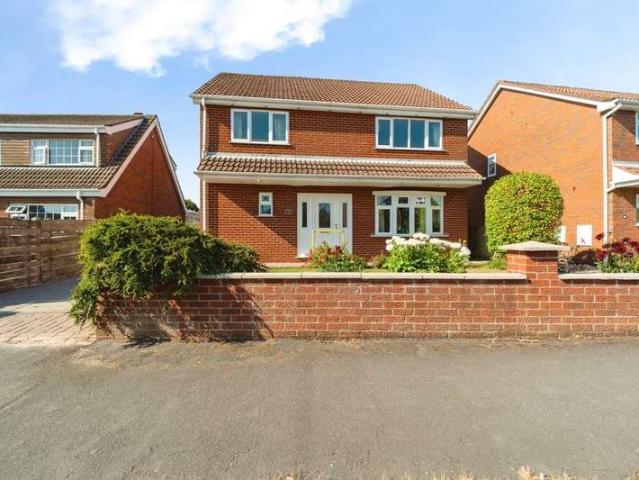 4 Bedroom Property