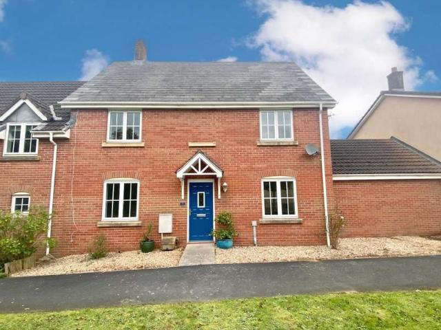 4 Bedroom Property
